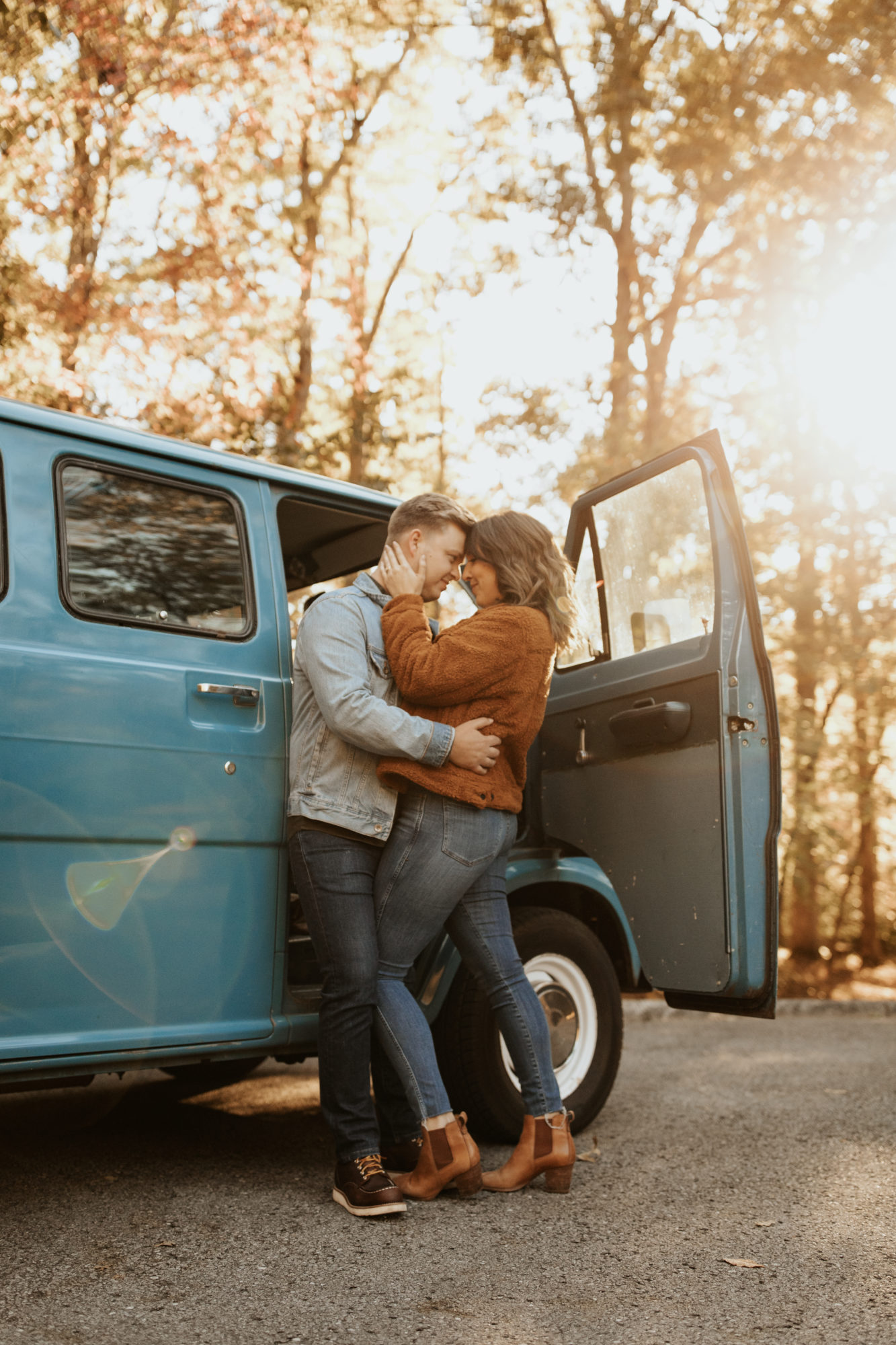 Van Life Couples Photoshoot - beccacannon.com